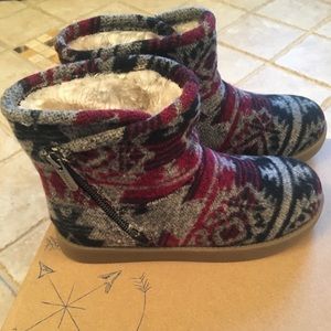 Indigo | Shoes | Indigo Rd Slipper Boots | Poshmark